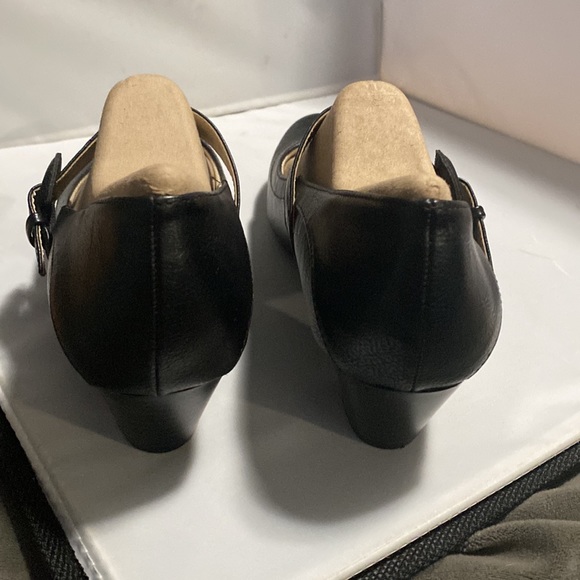 Life Stride | Shoes | Rozz Mary Jane Pumps Size 95m | Poshmark